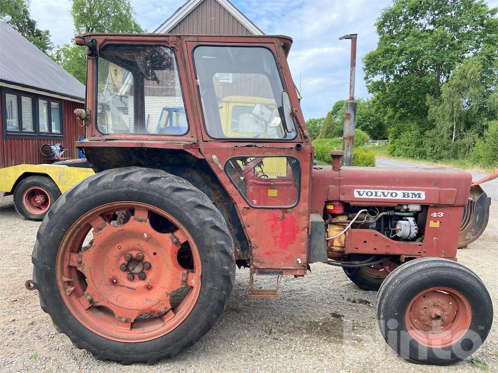 Traktor - VOLVO BM T 430 | Blinto auktioner
