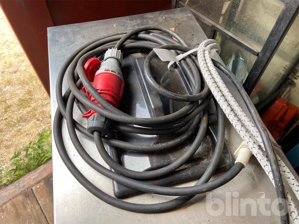 Mjukglass maskin - Spaceman | Blinto auktioner