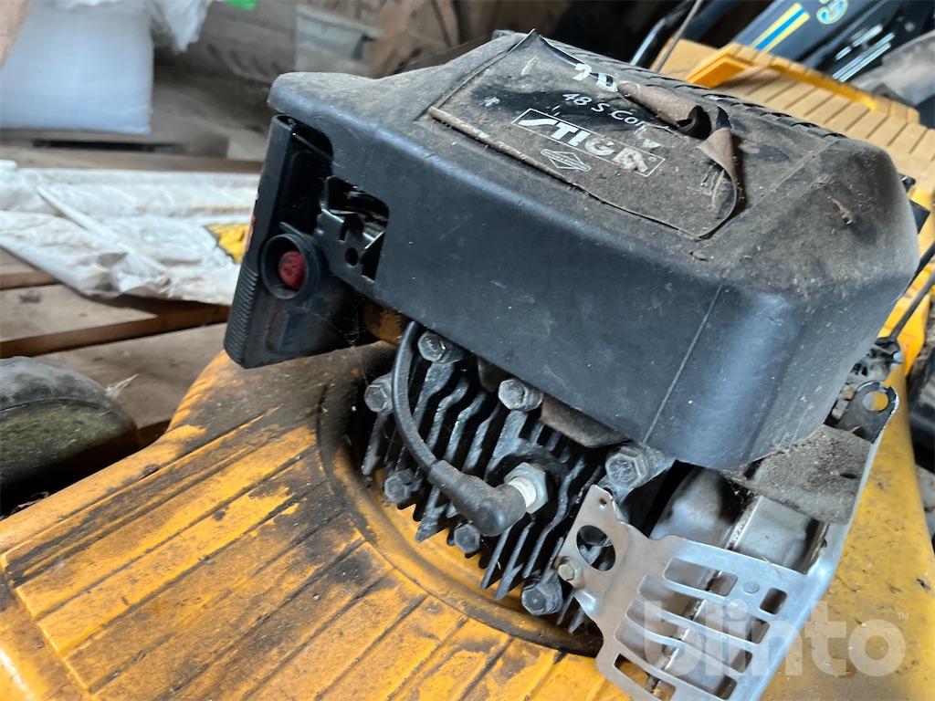 Gräsklippare - Stiga Turbo Combi | Blinto auktioner