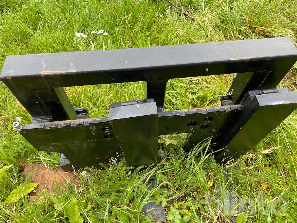 Pallgafflar - Trima | Blinto auktioner