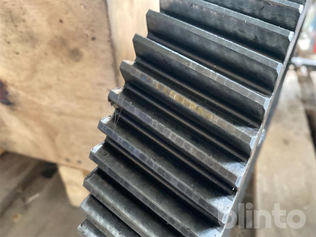 Växellåda - New Holland CSX 7040 | Blinto auktioner