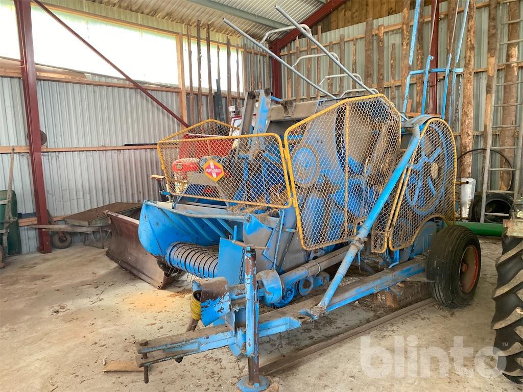 Balpress - Fortschritt K442/1 | Blinto auktioner