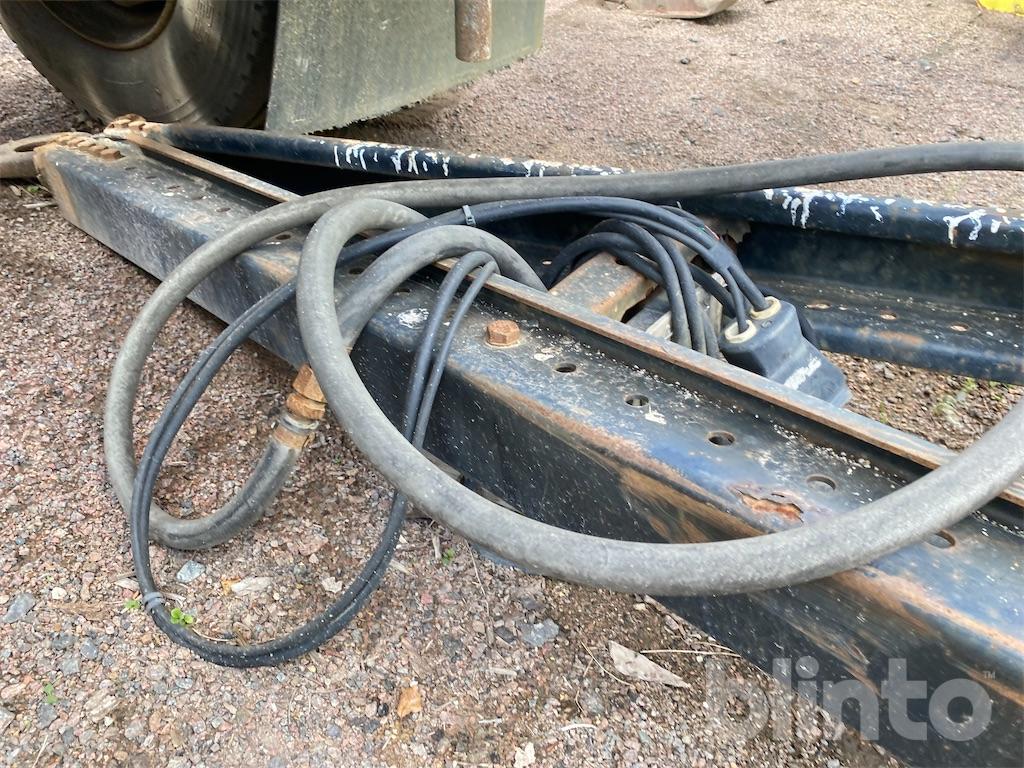 Lastväxlarsläp - RENDERS RAC 18.20 | Blinto auktioner