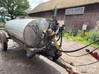 Spruta - Moteska 16 meter bred | Blinto auktioner