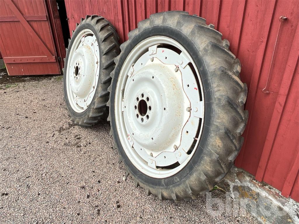 Radodlingshjul - Michelin 9,5 - 44 | Blinto auktioner