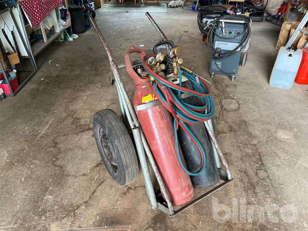 Gassvets - Vagn med 20 liters flaskor | Blinto auktioner