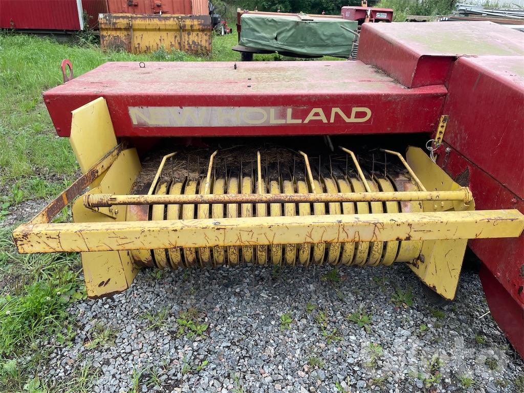 Höpress - NEW HOLLAND 265 | Blinto auktioner