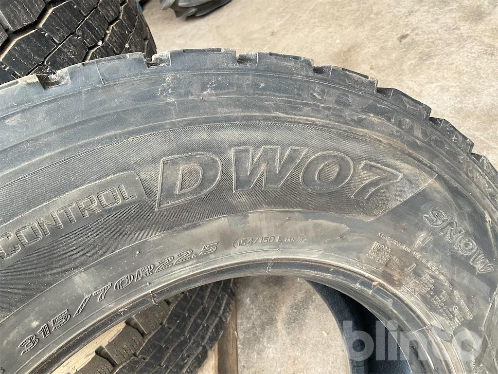 Lastbilsdäck - Hankook DW07 | Blinto auktioner