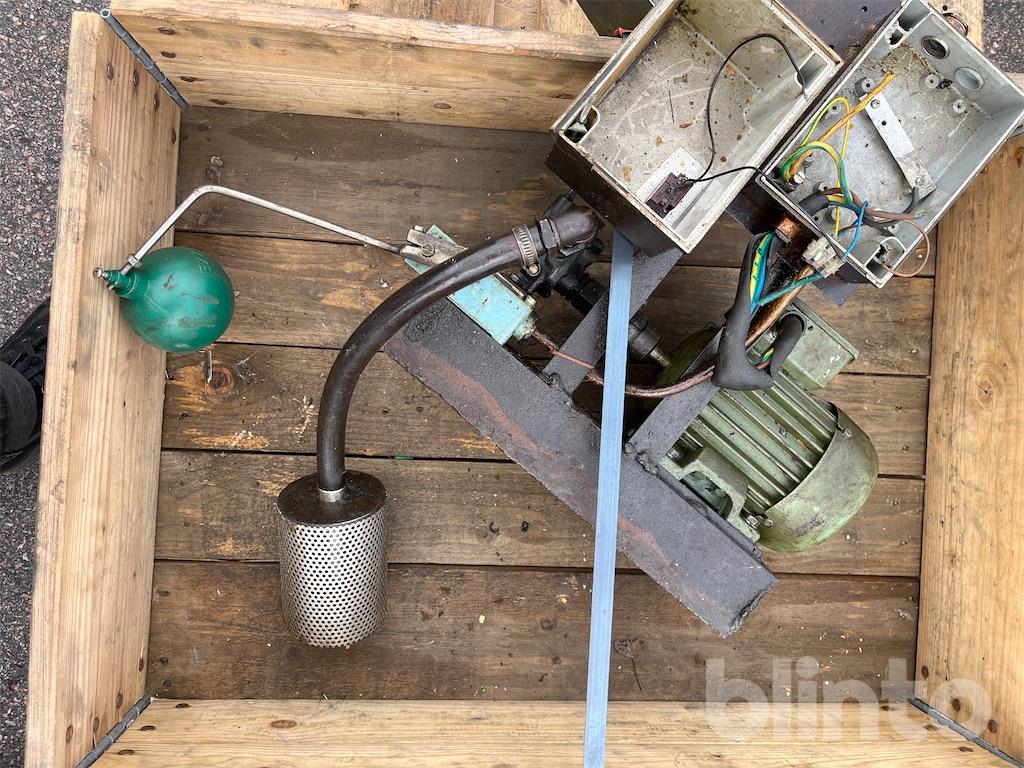 Pump - VEM | Blinto auktioner