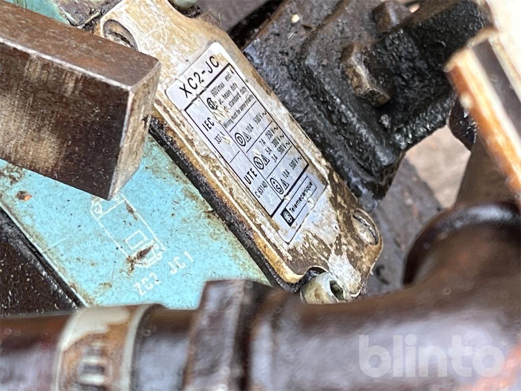 Pump - VEM | Blinto auktioner