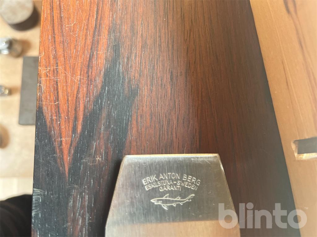 Hyvel - Rubank | Blinto auktioner