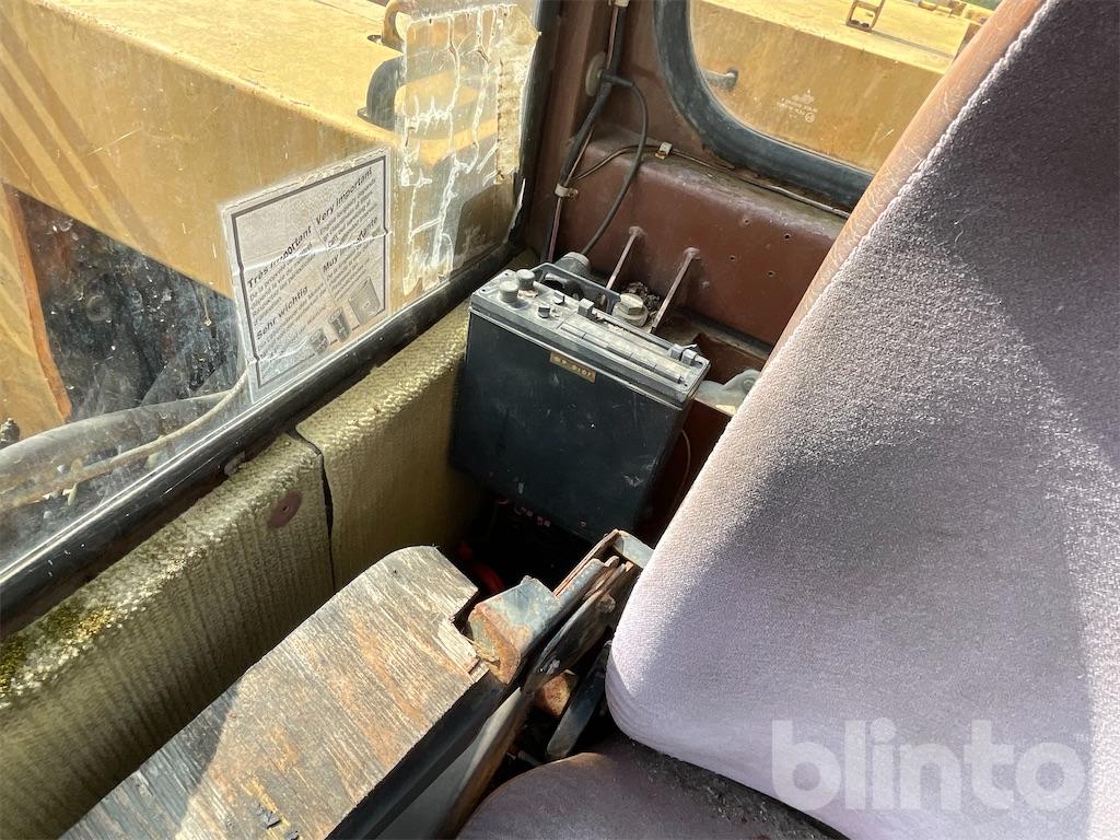 Hjulgrävare - Case poclain p81 | Blinto auktioner