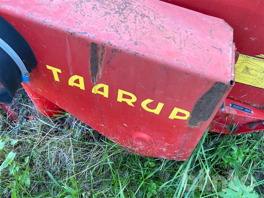 Slåtterkross - Taarup 305 | Blinto auktioner