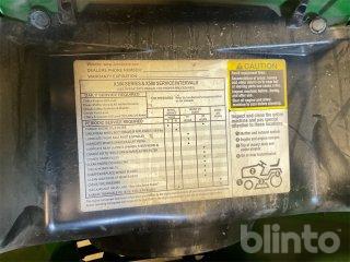 Åkgräsklippare - John Deere X590 | Blinto auktioner