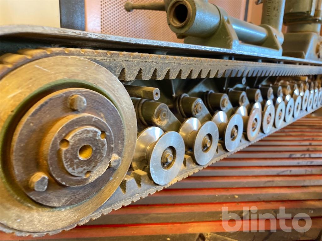 Vertikalbandputs - WILMSMEYER Modell: KKS2 | Blinto auktioner