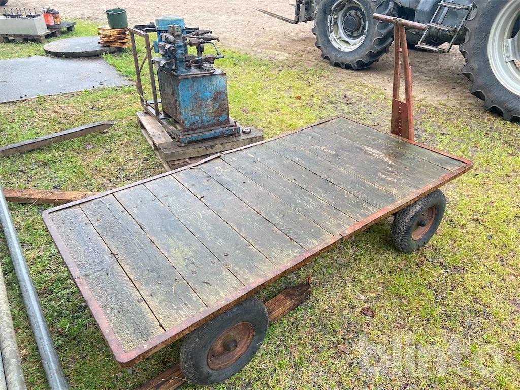 Dragvagn - Vagn | Blinto auktioner