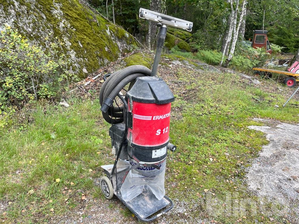 Industridammsugare - Ermator S12 | Blinto auktioner