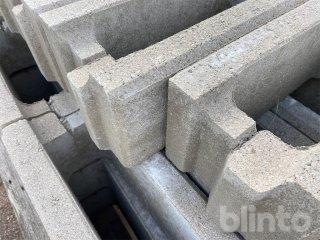 Murblock - Cement | Blinto auktioner