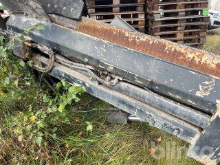 Hydraulisk - Saraka Betongränna med manövreringskontroll | Blinto auktioner