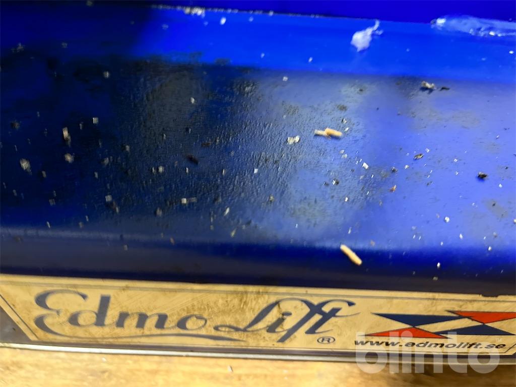 Lyftbord med ramp - Edmolift | Blinto auktioner