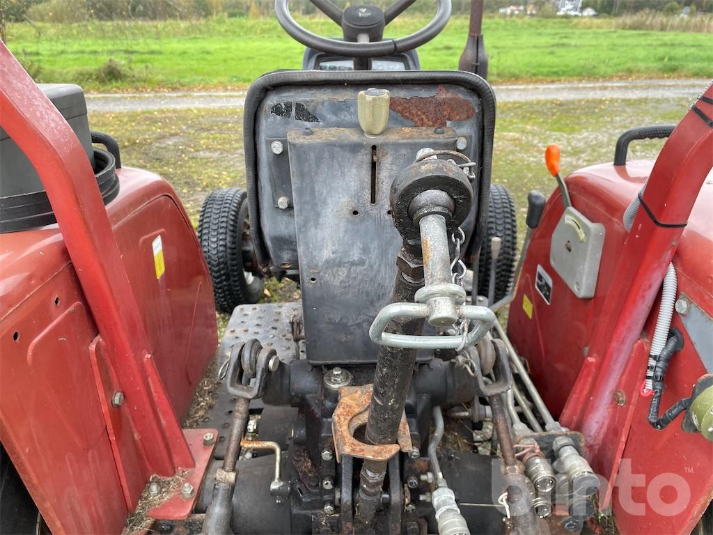 Traktor - EUROPARD 254A | Blinto auktioner