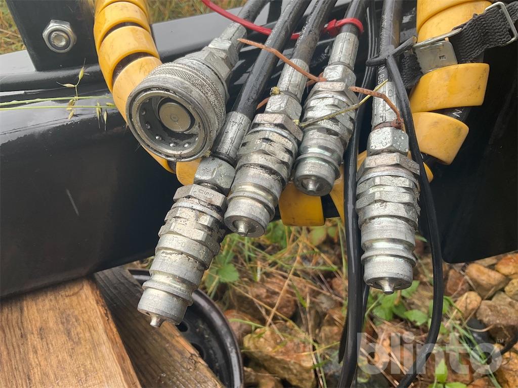 Rundbalskärra - Palmse Trailer 3800 | Blinto auktioner