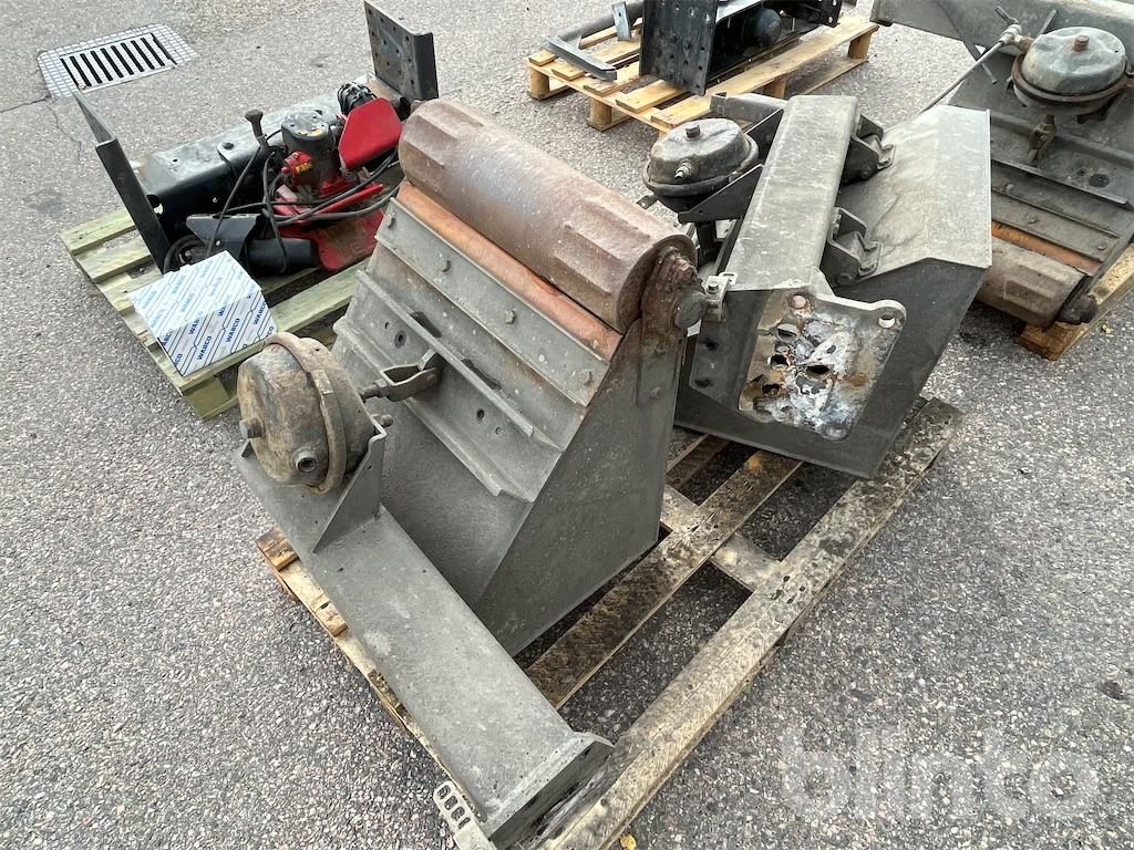 Sandspridare Lastbil - SLIREJ SS | Blinto auktioner