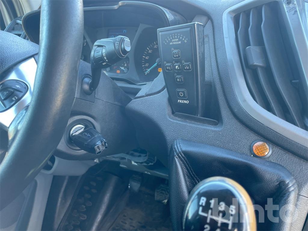 Personbil - FORD FAD | Blinto auktioner