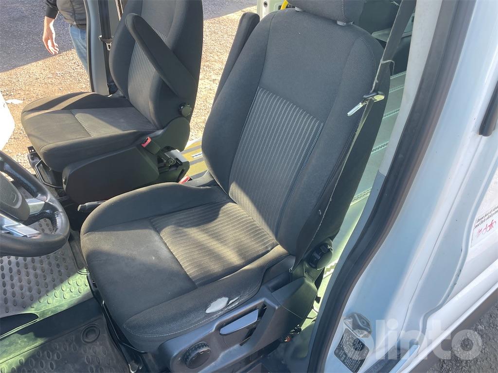 Personbil - FORD FAD | Blinto auktioner