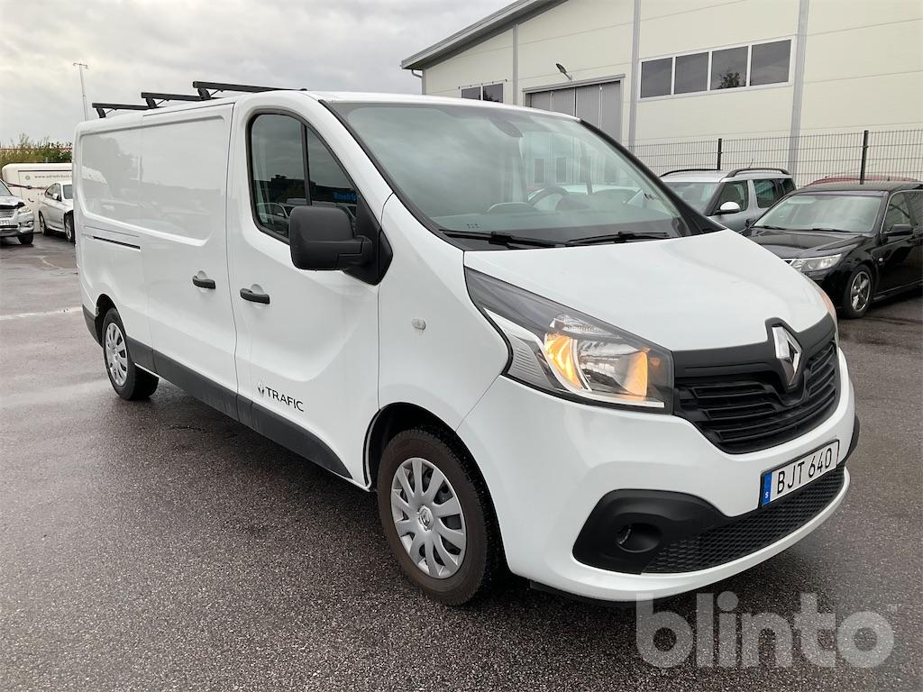 Lätt lastbil - RENAULT | Blinto auktioner