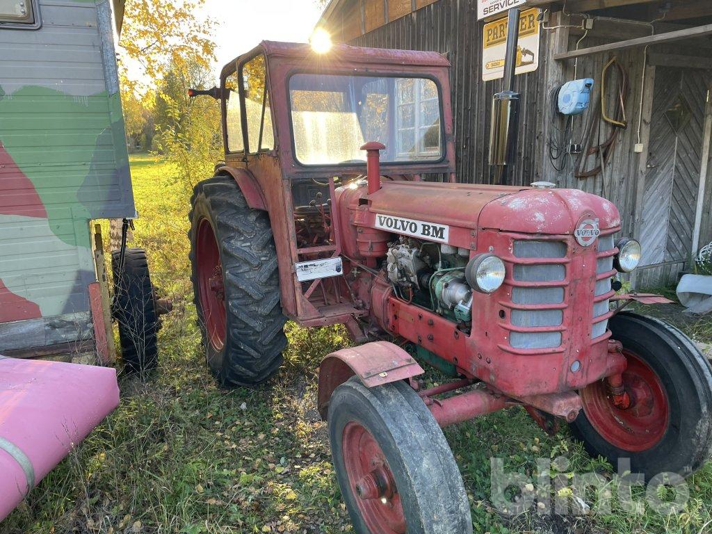 Traktor - Volvo BM Boxer 350 | Blinto auktioner