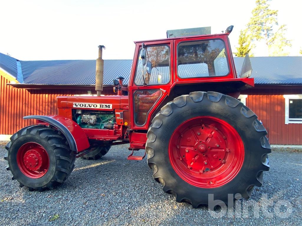 Traktor - VOLVO-BM T 814 C | Blinto auktioner