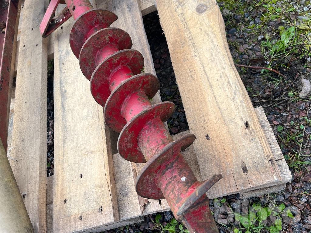 Jordborr - Med två borr | Blinto auktioner