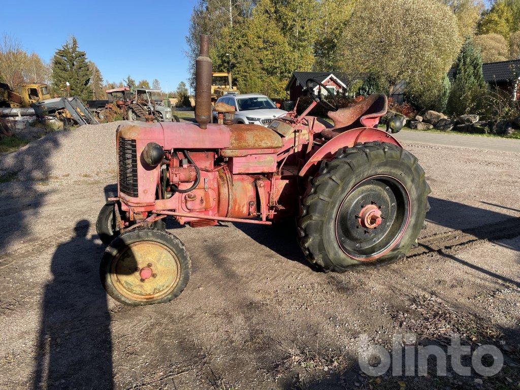 Veterantraktor - Zetor T 25 K | Blinto auktioner