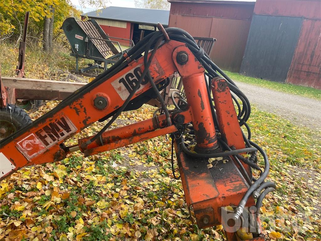 Skogskran - Fmv 1600 | Blinto auktioner