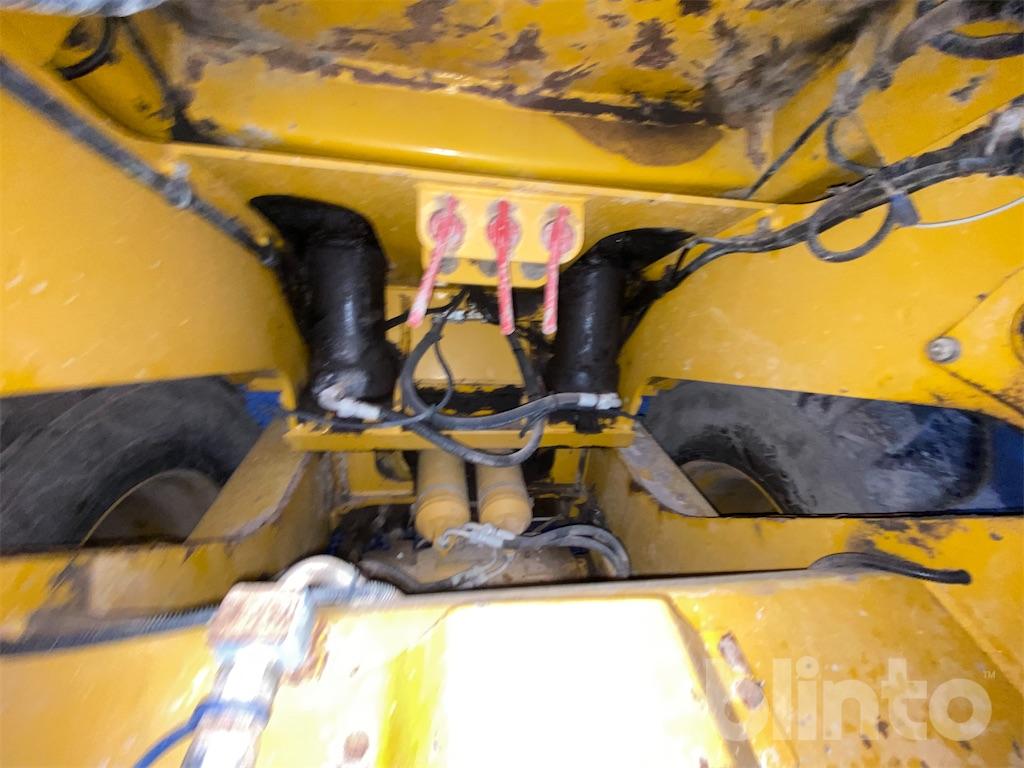 Dumper - HYDREMA 912D | Blinto