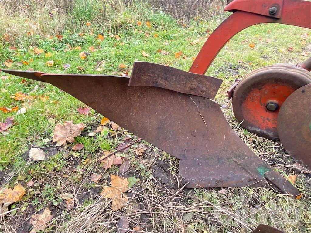 Plog, harv, vält - Lilla Harry, Fraugde | Blinto auktioner