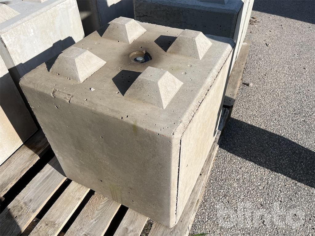 Betonglego - 4 stycken Nya | Blinto auktioner