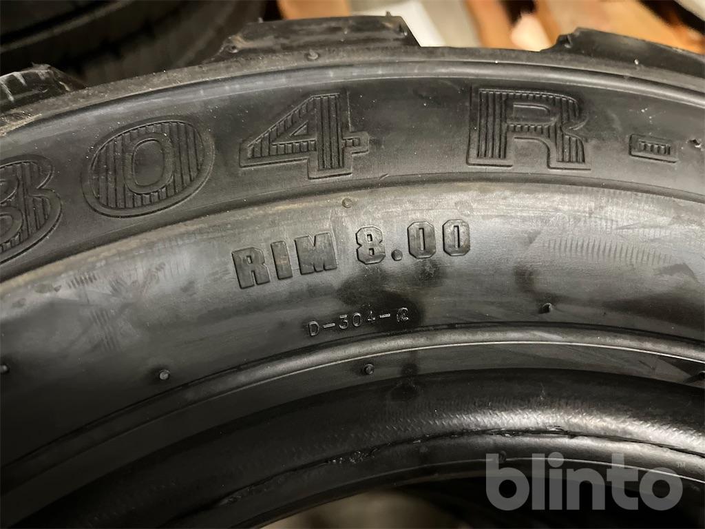 2st Deestone - D304 R-4 27x10.5-15NHS | Blinto auktioner