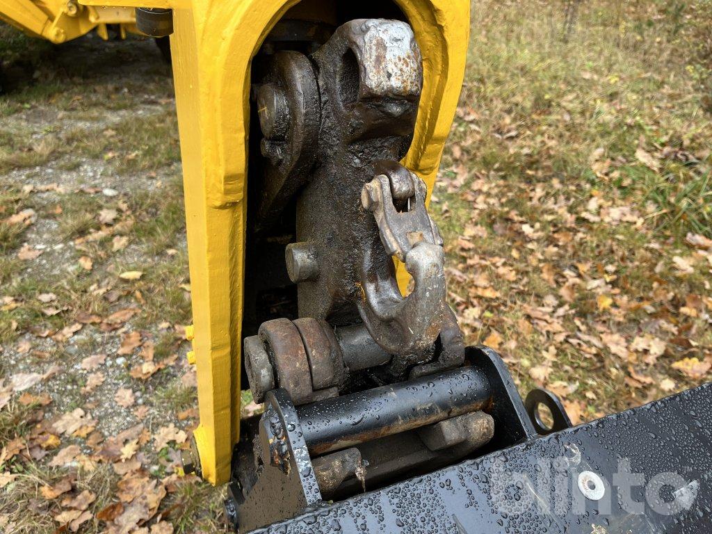 Traktorgrävare - BM 616B/646 | Blinto auktioner