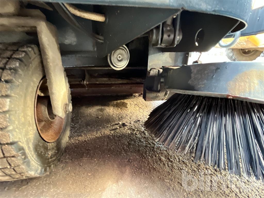 Sopmaskin - Portotecnica Lion 9500M PL | Blinto auktioner