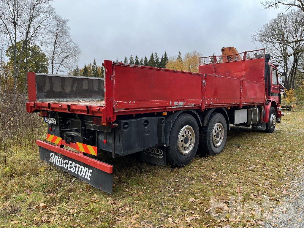 Kranbil - Scania P 82H | Blinto auktioner