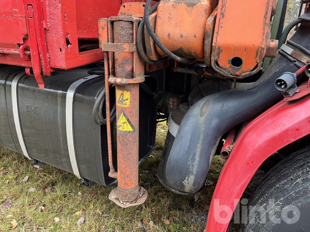 Kranbil - Scania P 82H | Blinto auktioner