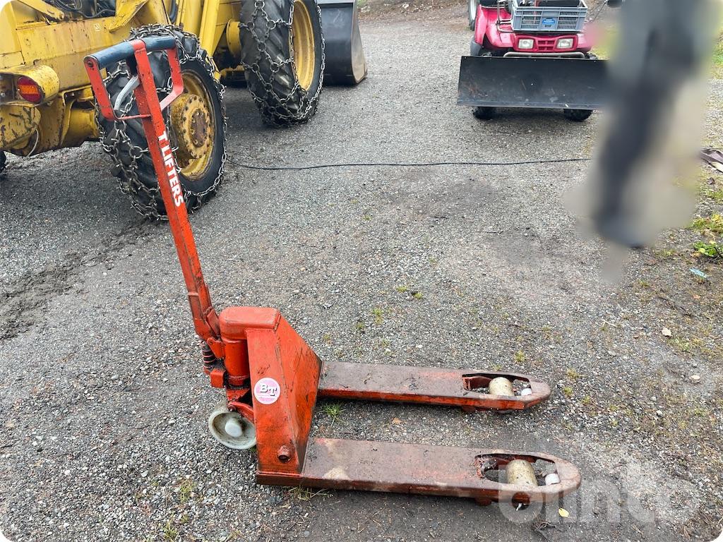 Pallyft - Palldragare / BT L 2000 | Blinto auktioner