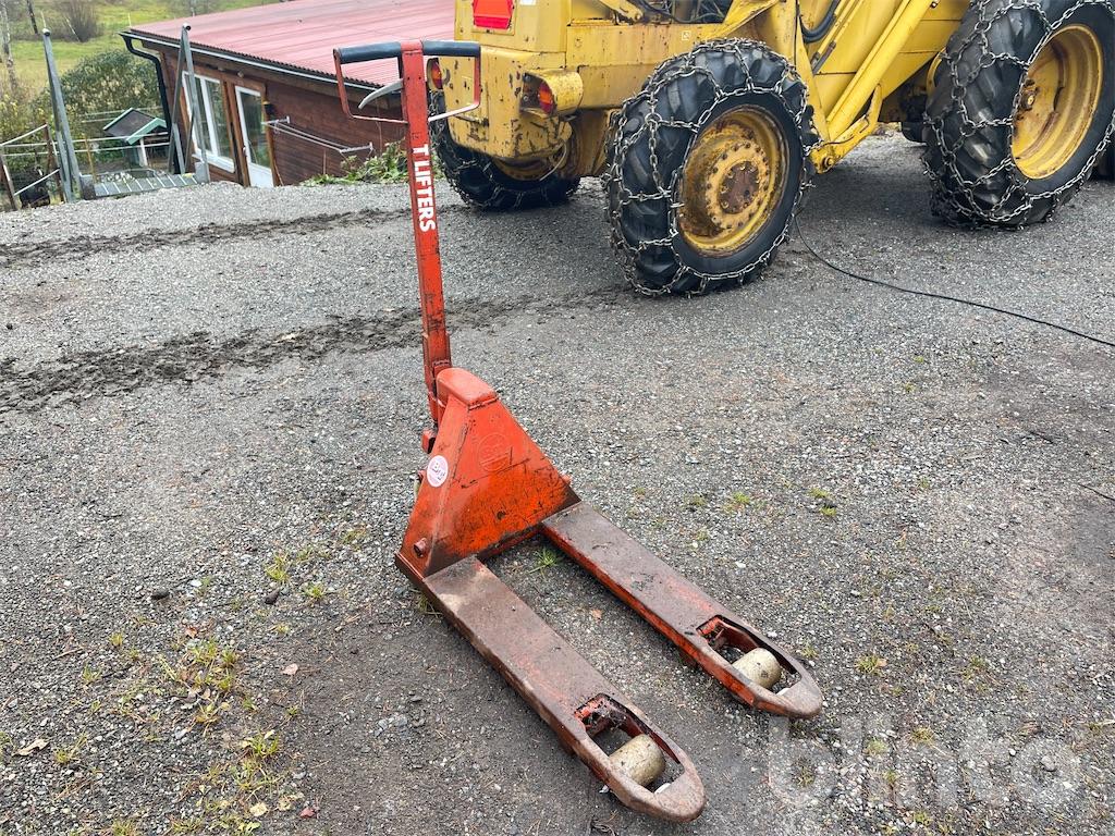 Pallyft - Palldragare / BT L 2000 | Blinto auktioner