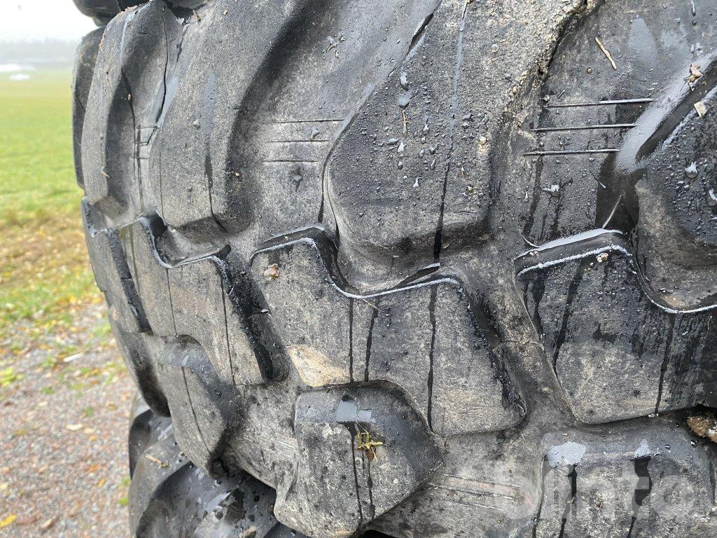 Däck - Alliance 400/70R20 | Blinto auktioner