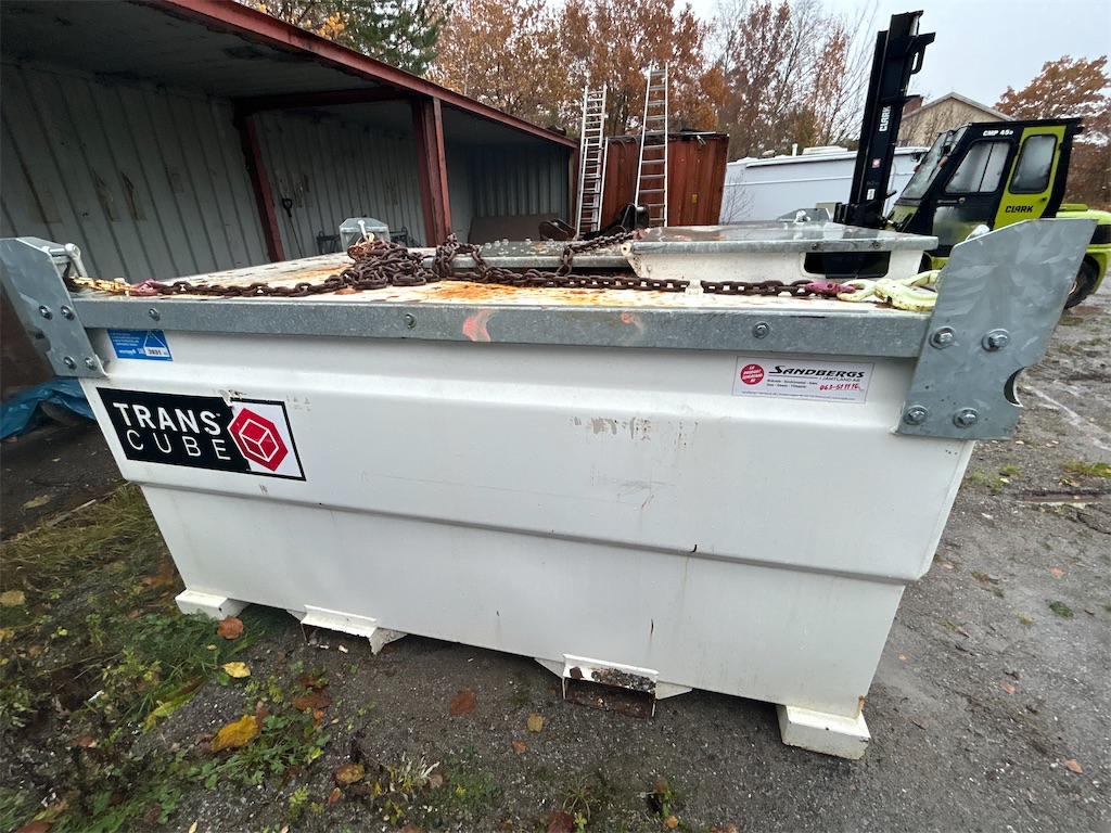 Farmartank 3m3 - Western global - TransCube | Blinto auktioner