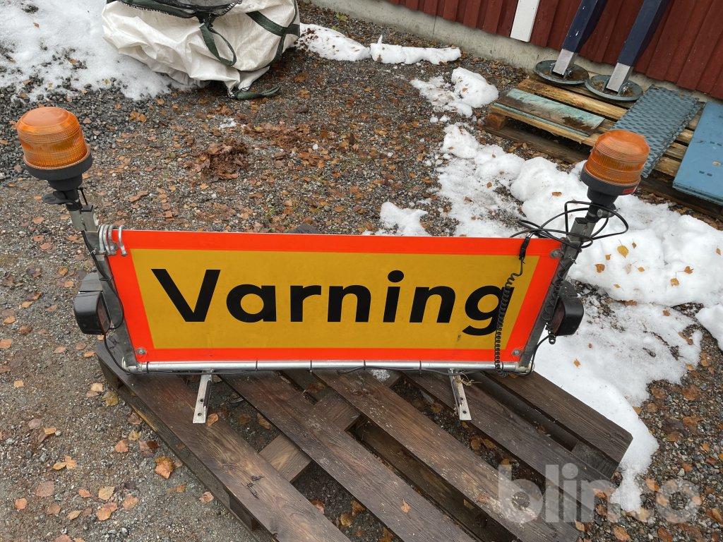 Varningsskylt - För Varningsbil | Blinto auktioner
