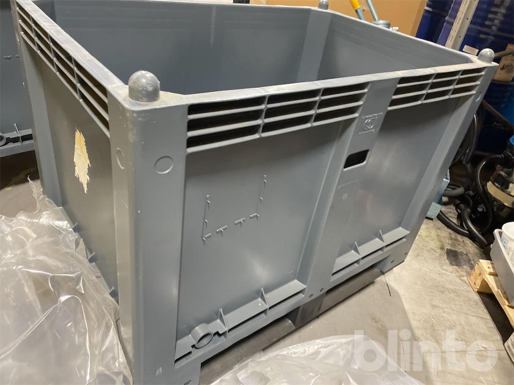 2 Mobila plast - Container 1200x800 | Blinto auktioner