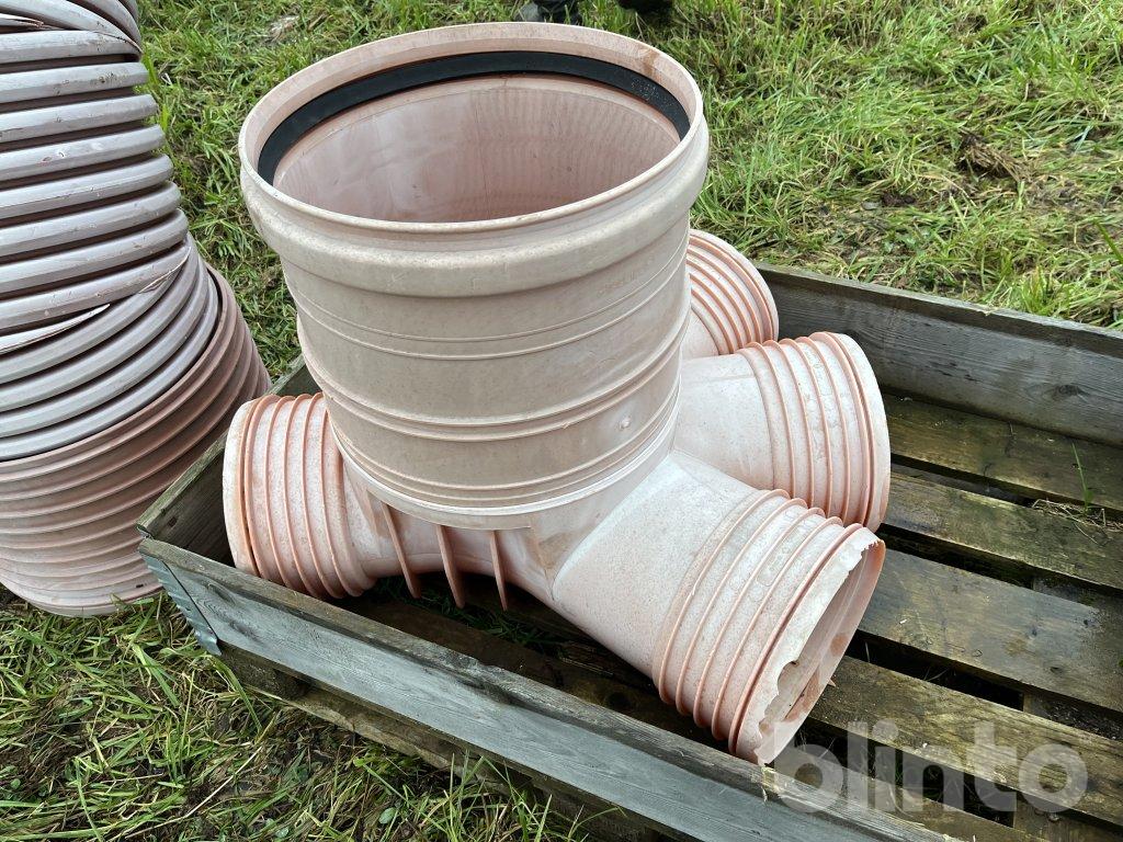 Markrör - Pipe Life | Blinto auktioner